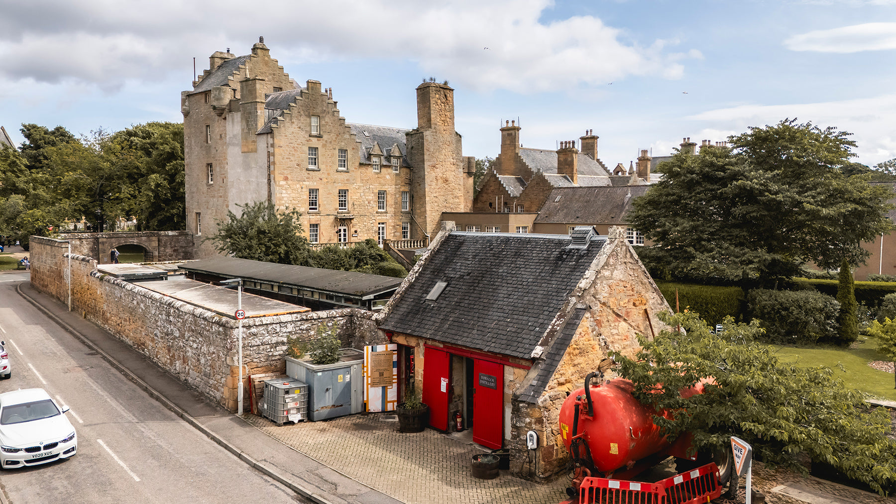 Dornoch Distillery & Carnegie Whisky Cellars